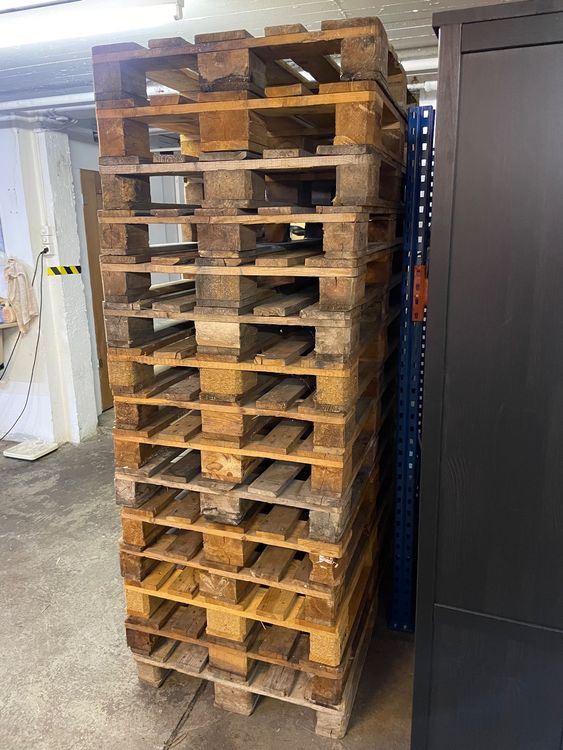 EPAL Euro Paletten Europaletten Paket mit 15 Stück (Gebraucht) in Safenwil für CHF 75 – nur ...