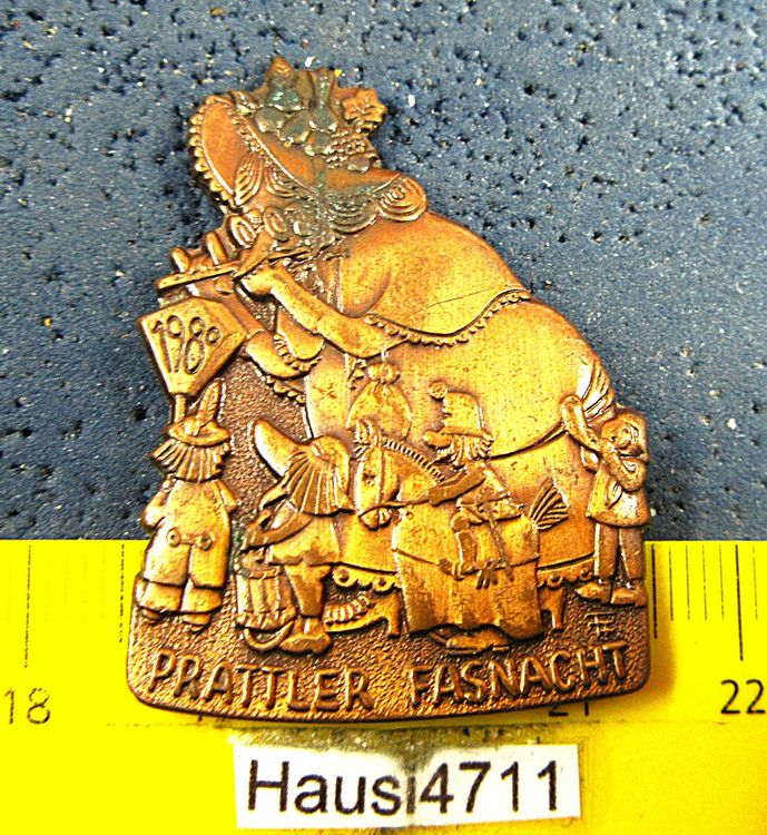 ALLSCHWIL FASNACHT 1984 PLAKETTE KUPFRIG MIT NADEL (Gebraucht) in ...