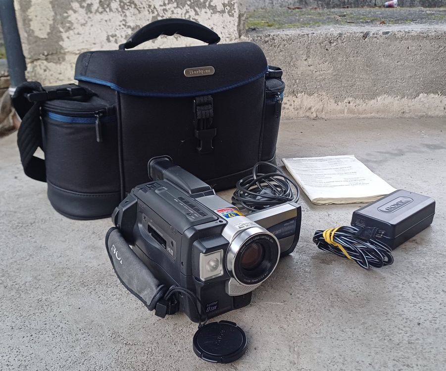 *SONY CCD-TRV59E Hi8 TAPE DIGITAL VIDEO CAMERA* (Usato) a Baar per CHF ...