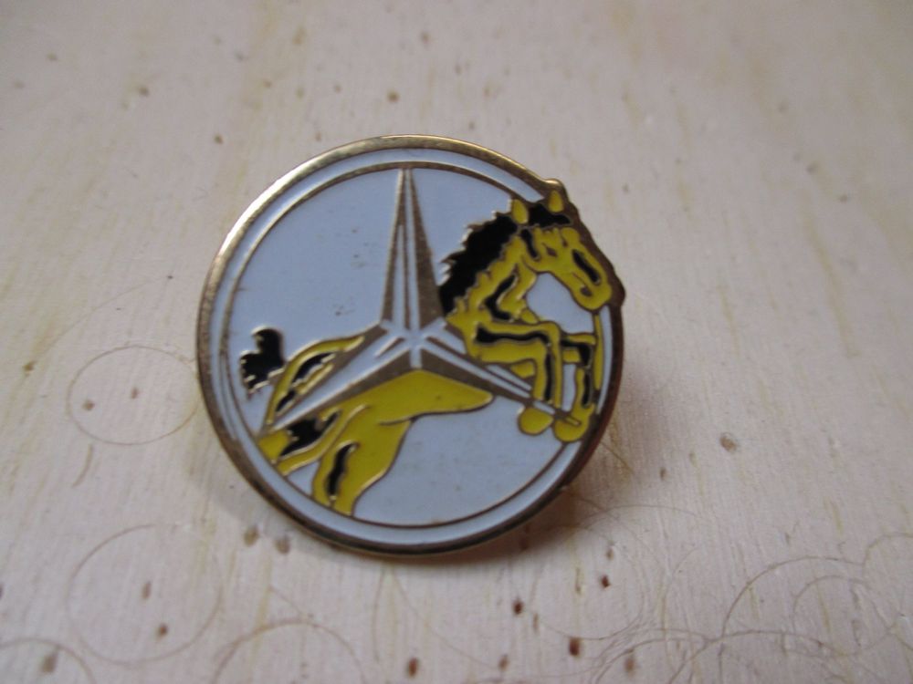 Mercedes Benz Pin MB (Neu (gemäss Beschreibung)) in Felsberg für CHF 1. ...