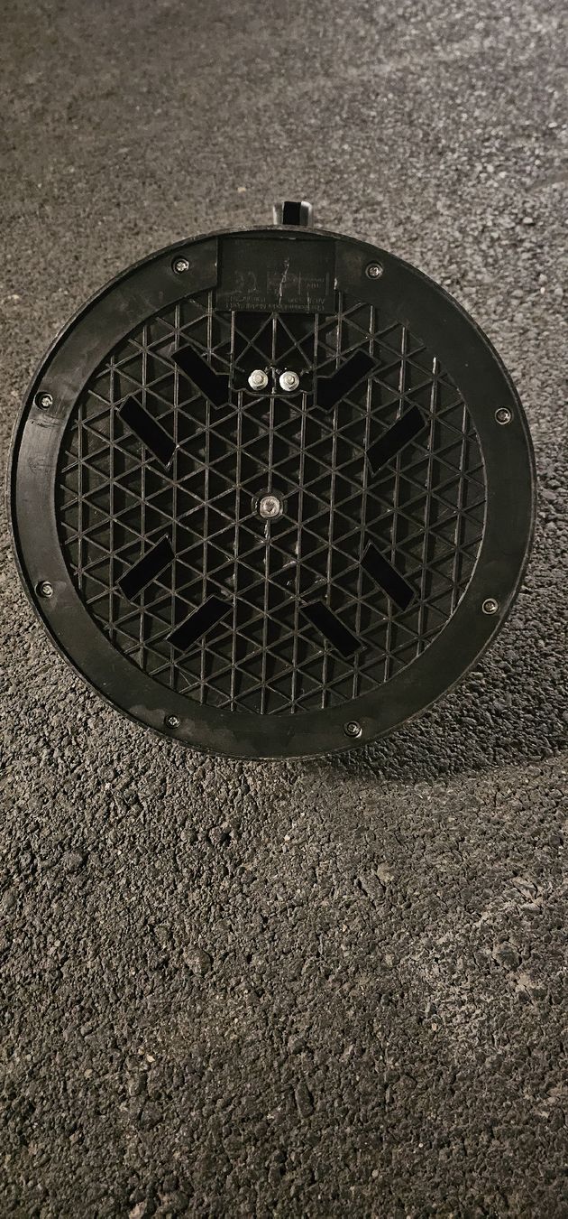 Support de sapin de Noël solide et facile à utiliser! (Neuf (Voir ...