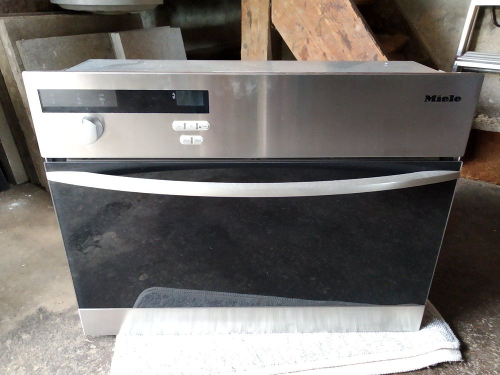 MIELE Einbau Dampfgarer DG-155 (Gebraucht) in Bassersdorf für CHF 6 – mit Lieferung auf Ricardo ...