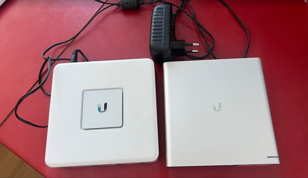 Unifi Cloud Key Gen 2 & Security Gateway USG (Gebraucht) in Zug für CHF ...