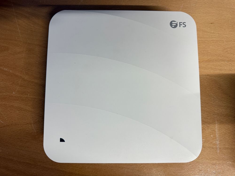 FS.COM AP-W6T3267C Access Point (Gebraucht) in Dintikon für CHF 5 – nur ...