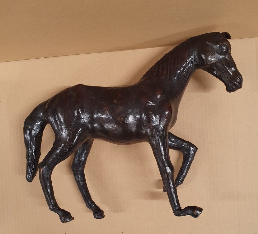 Pferd aus Leder Deko (Gebraucht) in Zürich für CHF 5 – mit Lieferung ...