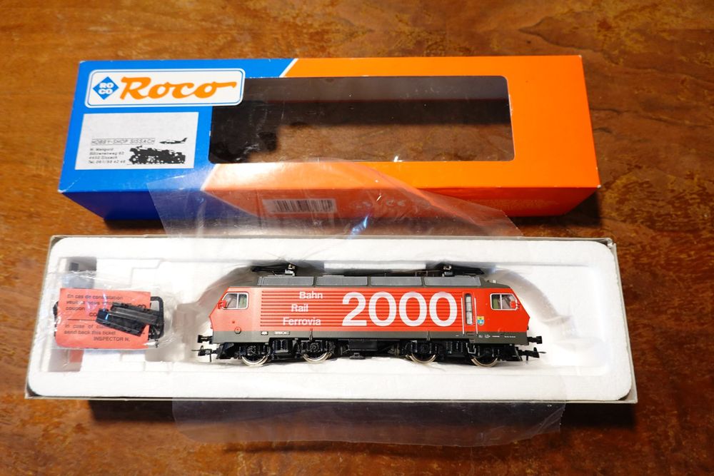 Roco E-Lok Re 4 / 4 IV Bahn 2000 der SBB HO Dummy (Gebraucht) in unterseen für CHF 57 – mit ...