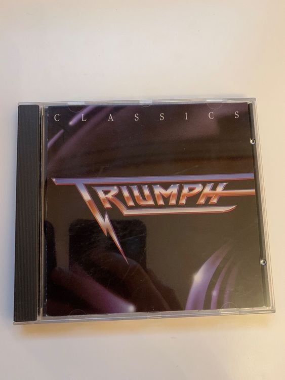 Triumph - Classics (Gebraucht) in Wil AG für CHF 1 – mit Lieferung auf ...