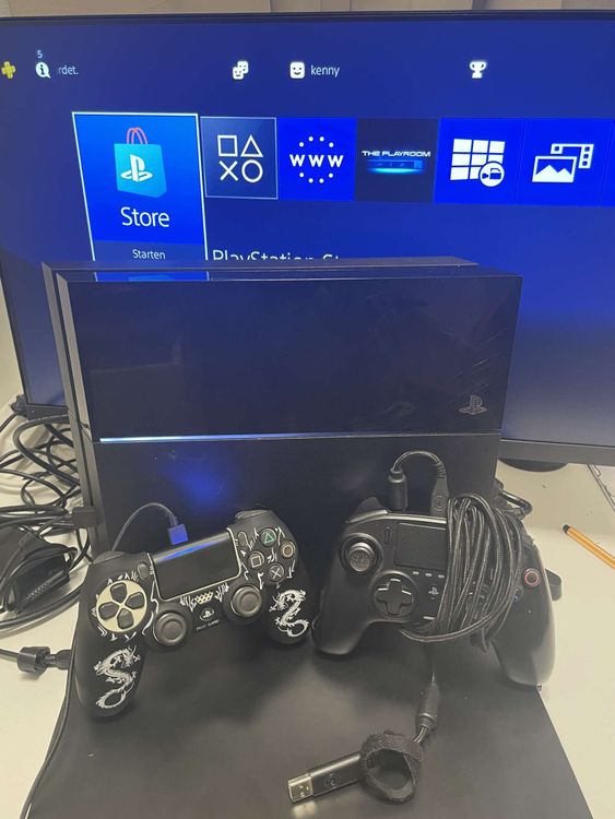 Playstation 4 + 2x Dualshock Pro Controller (Neu (gemäss Beschreibung ...