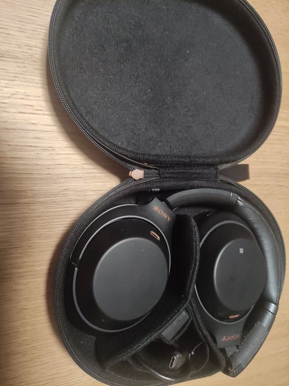 Sony WH 1000 XM3 Noise ANC Kopfhörer Wackelkontakt (Defekt) in Romanel ...