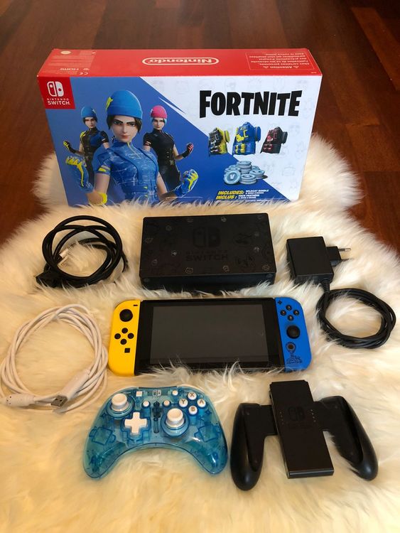 Nintendo Switch 2. Gen. Fortnite Edition mit Pro-Controller (Gebraucht ...