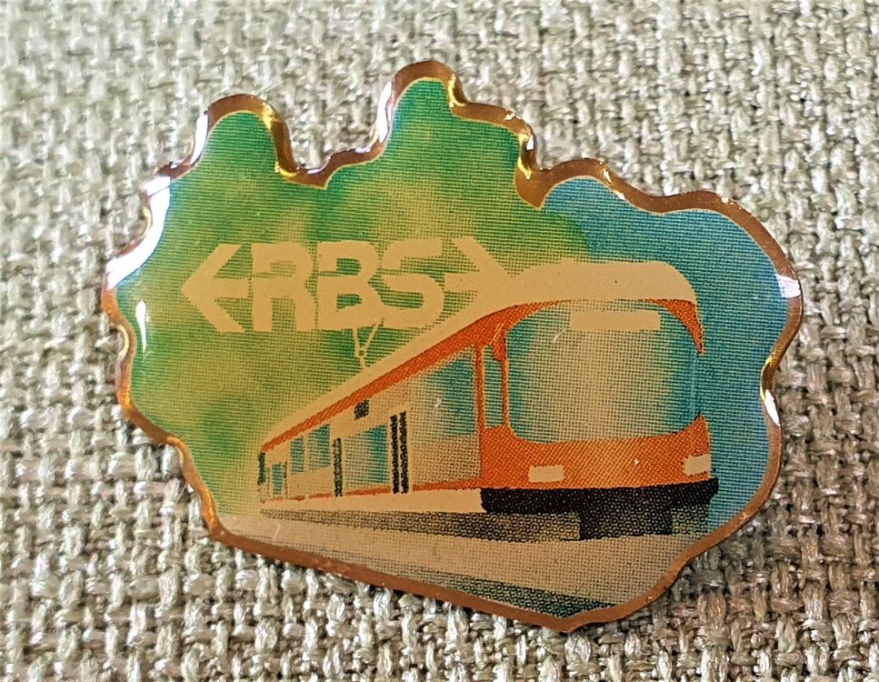 K093 - Pin Lokomotive Zug Train Bahn RBS (Gebraucht) in Reinach BL für CHF 1.5 – mit Lieferung ...