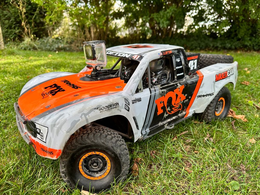 Traxxas Trophy Truck Unlimited Desert Racer 4x4 Weiss 1:7 (Gebraucht ...