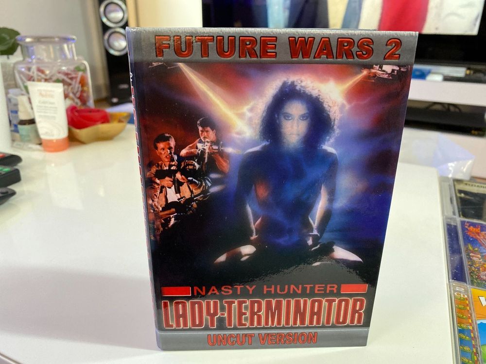 Lady Terminator Uncut Hartbox | Kaufen auf Ricardo