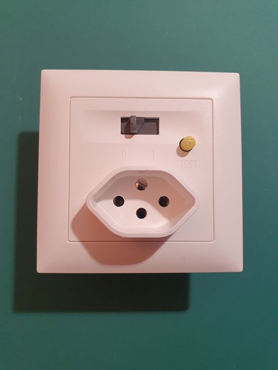 SIDOS FI-Steckdose UP T13 ZFS110 CMC / Feller EdizioDue (Gebraucht) in ...