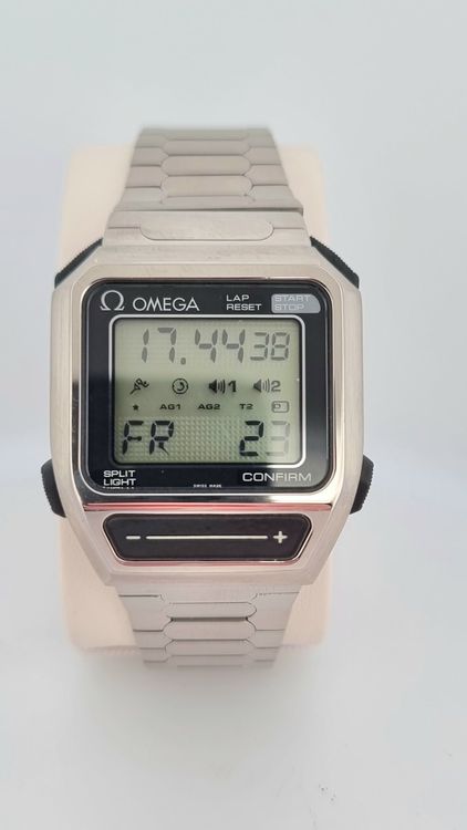 OMEGA SENSOR DIGITAL QUARTZ REVIDIERT SAMMLERUHR 1640 (Gebraucht) in St ...