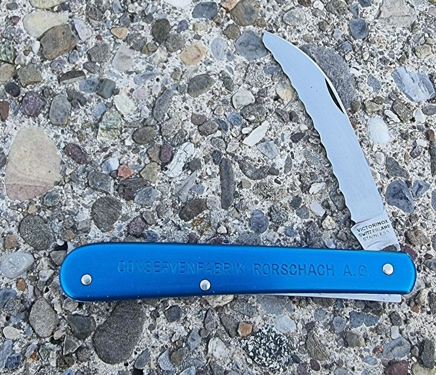 VICTORINOX VICTORIA BLAU TASCHENMESSER (Gebraucht) in für CHF 25 – mit ...