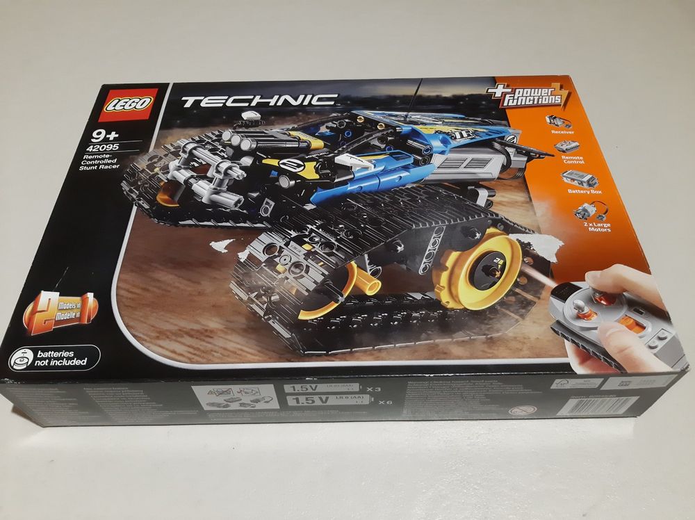 Lego Technic 42095 Remote-Controlled Stunt Racer. (Neu (gemäss ...
