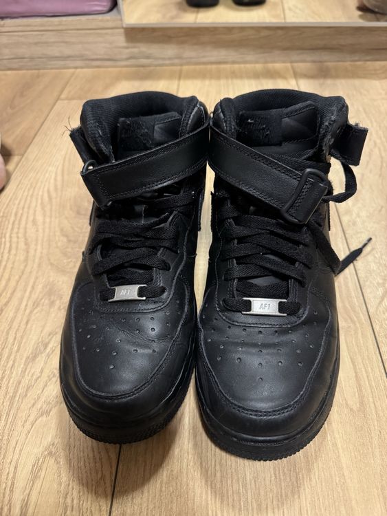 Schwarze Nike Air Force 1 Mid - Top Zustand! (Gebraucht) in Delémont ...