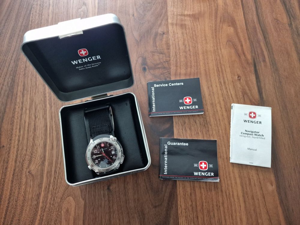 Wenger Navigator Compass Watch (Neu und originalverpackt) in Pfäffikon ...