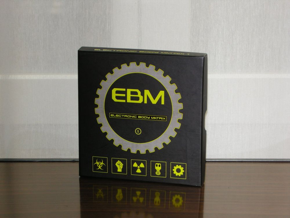 EBM CD Box / Front 242 / Nitzer Ebb / 4 Cd's (Gebraucht) in Aarau für ...