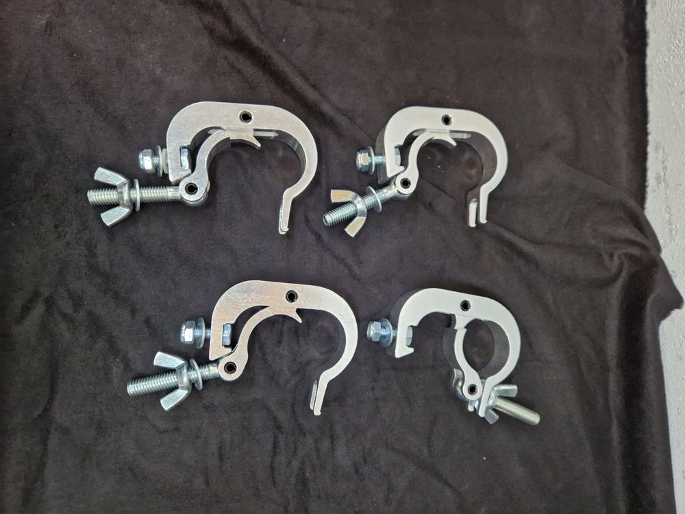 4 stücke EUROLITE TH-150 Theaterhaken silber (Neu (gemäss Beschreibung ...