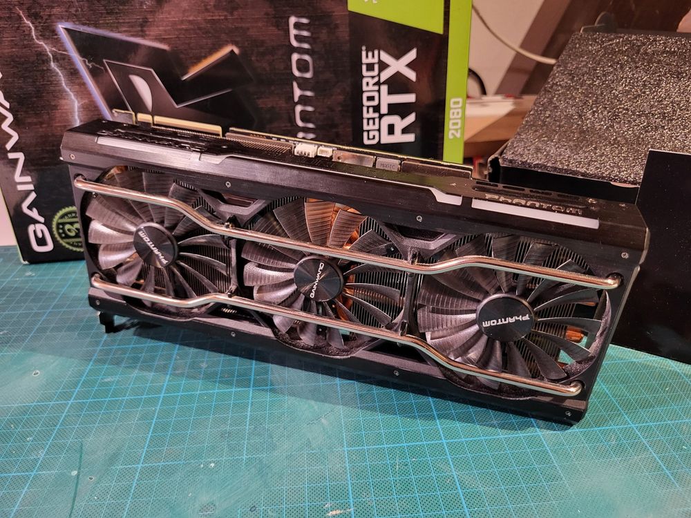 GPU - GeForce RTX™ 2080 Phantom "GS" | Kaufen auf Ricardo