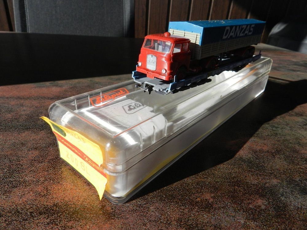 H0 DC Niederflurwagen HUPAK DANZAS LKW (Neu (gemäss Beschreibung)) in ...