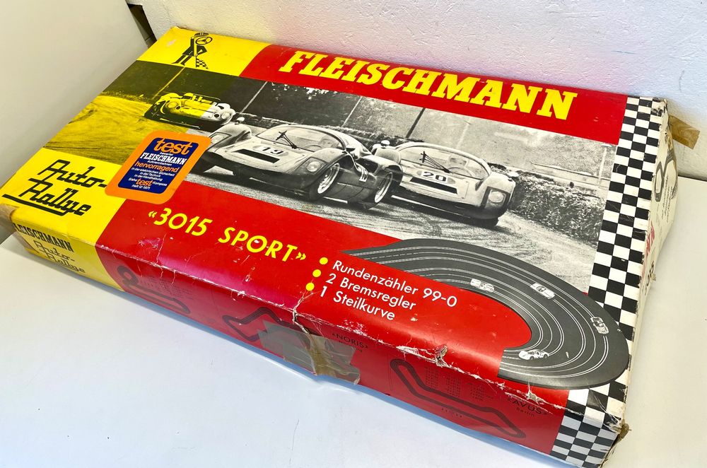 Fleischmann Auto Rallye 3015 Sport Rennbahn 1967 (Gebraucht) in Niederdorf für CHF 85 – mit ...