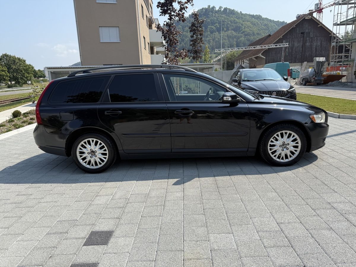 Volvo V50 2.0D Frisch ab MFK 14/11/25 (Gebraucht) in Rekingen AG für ...