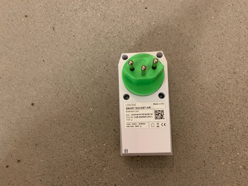 Loxone Smart Socket Air Typ J (Gebraucht) in Märstetten für CHF 19 – mit Lieferung auf Ricardo ...