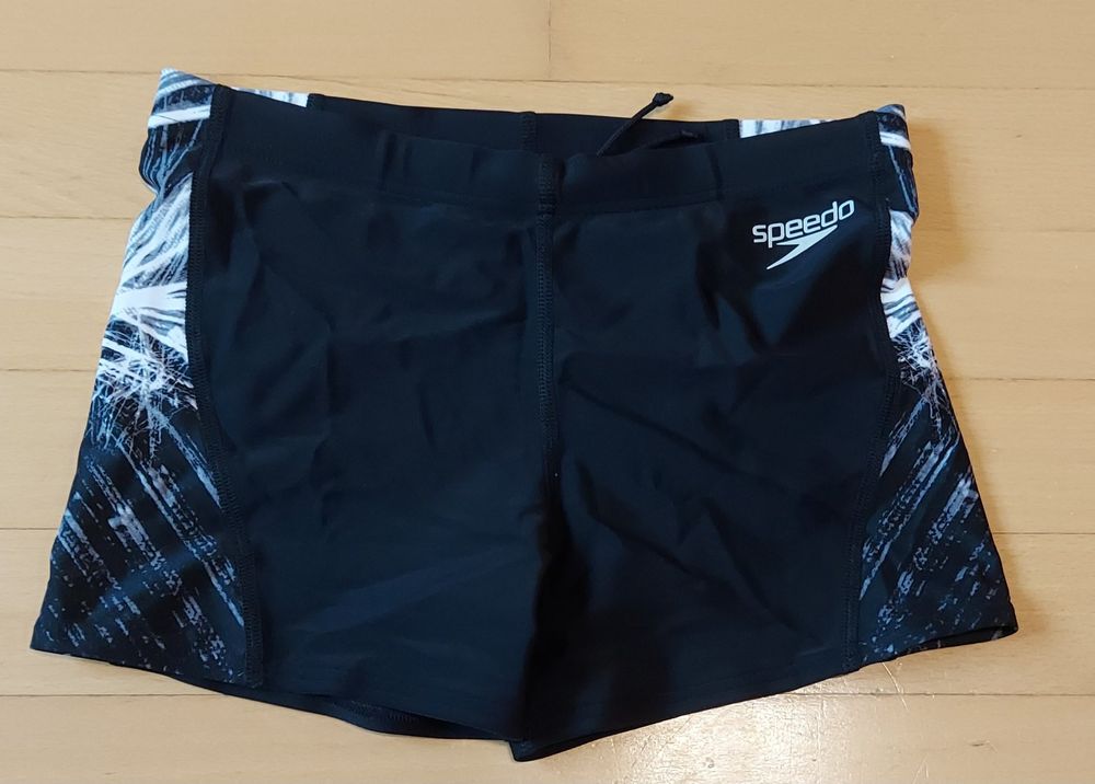 Neue Speedo Badehose Gr. 4 / 80 cm | Kaufen auf Ricardo