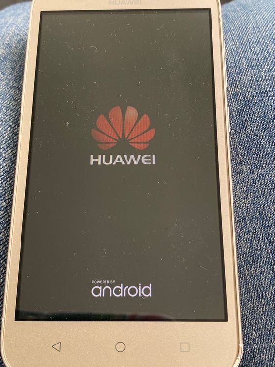 Huawei Y625 (Gebraucht) in Basel für CHF 13 – mit Lieferung auf Ricardo kaufen