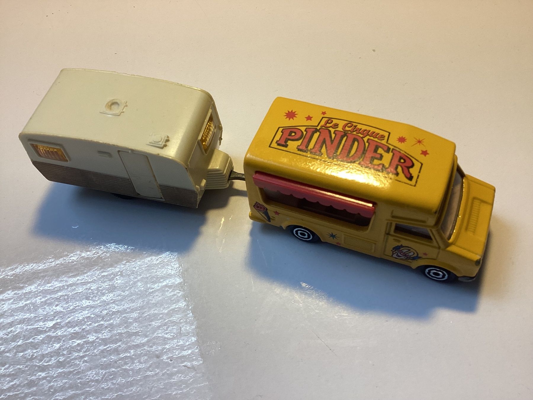 Majorette "PINDER CIRCUS ICE CREAM CAR & TRAILER“ selten (Gebraucht) in ...