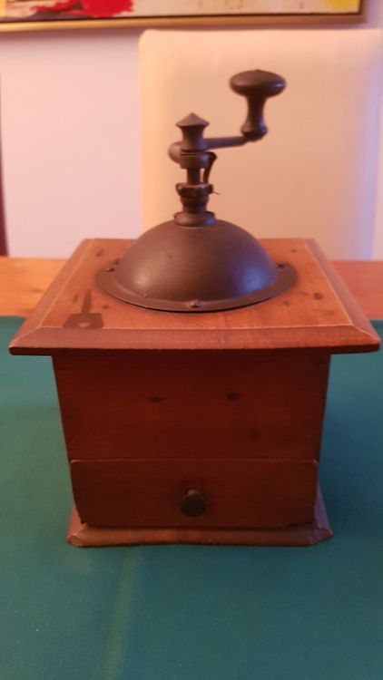 Kaffeemühle Holz (Gebraucht) in Fislisbach für CHF 15 – mit Lieferung auf Ricardo kaufen