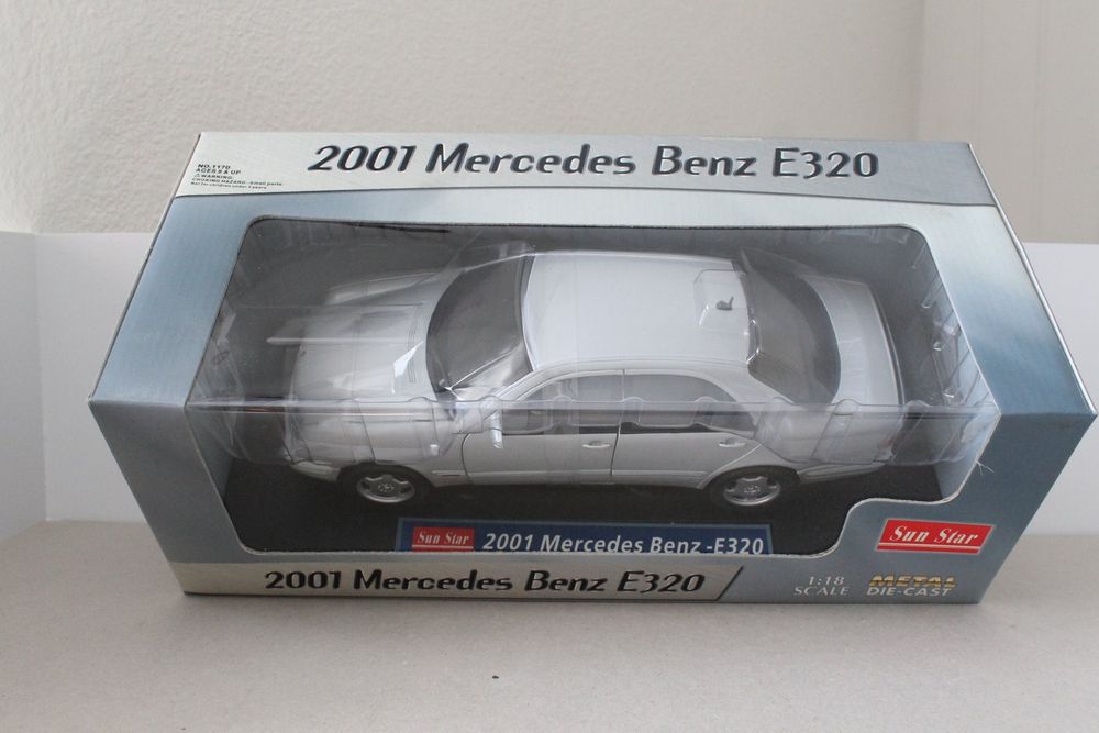 Mercedes-Benz E 320 2001 / Sunstar 1:18 (Neu und originalverpackt) in ...