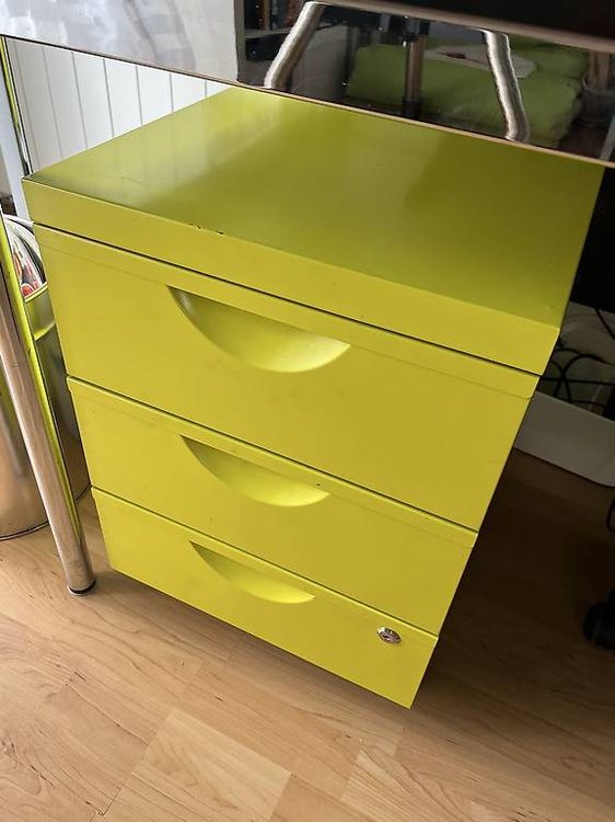 Meuble bas de bureau (D'occasion) à Territet pour CHF 15 – retrait ...