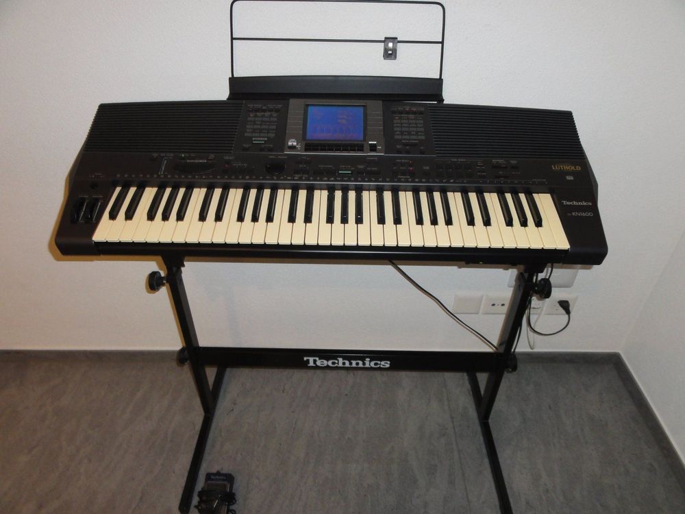 Keyboard Technics (Gebraucht) in für CHF 72 – nur Abholung auf Ricardo ...
