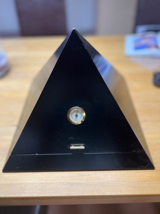 Humidor Pyramide | Kaufen auf Ricardo