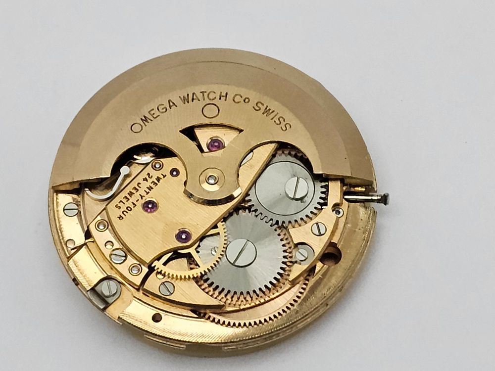Omega 752 Uhrwerk und Zeiger Automatik (Gebraucht) in Bassersdorf für ...
