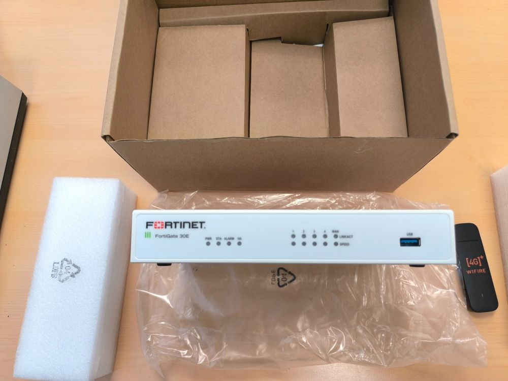 FORTINET Fortigate 30E mit 4G/LTE Modem (neu) | Kaufen auf Ricardo