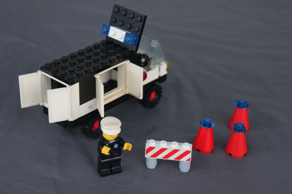 Altes Lego Set 6681, Polizeilastwagen, aus dem Jahr 1981 | Kaufen auf ...