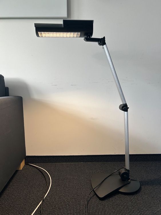 Waldmann Stehleuchte / Stehlampe / Büroleuchte (Gebraucht) in Zürich für CHF 10 – mit Lieferung ...