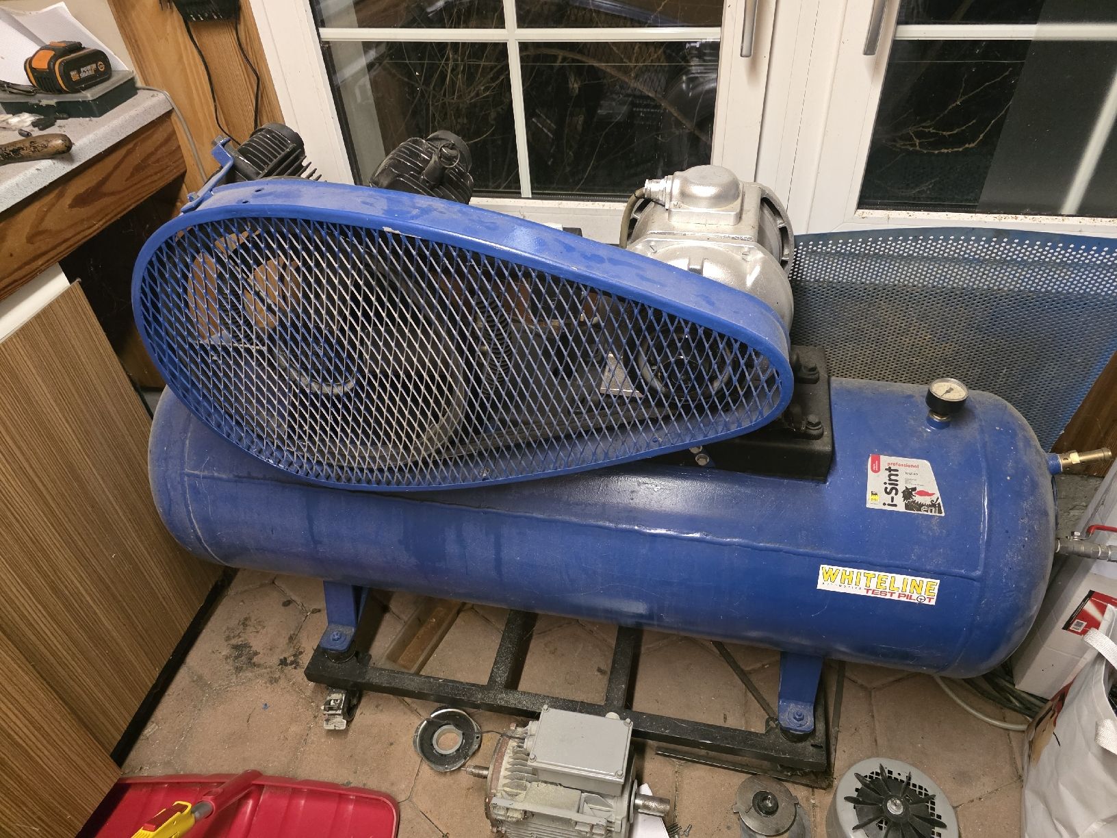 Profi Kompressor mit Patina ideal für Werkstatt! (Gebraucht) in ...