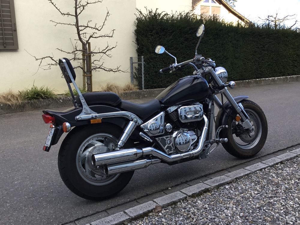 Stilvolle Suzuki Vz 800 Fotosnull