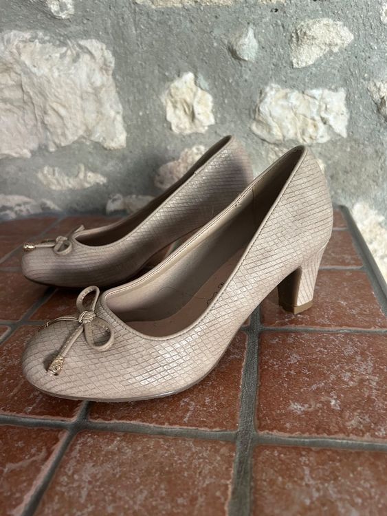 Chaussures à talon (Gebraucht) in Lausanne für CHF 35 – mit Lieferung ...