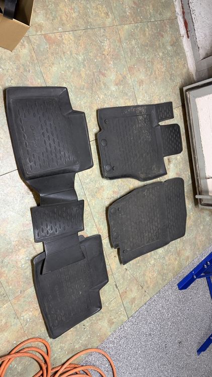 Mercedes ML W164 Gummimatten wintertauglich komplettset (Gebraucht) in ...