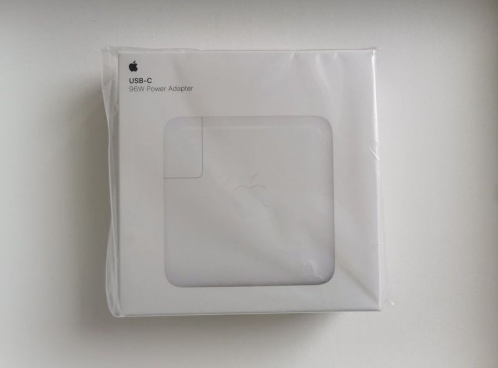 USB-C 96W Power Adapter (Neu und originalverpackt) in Schlieren für CHF ...