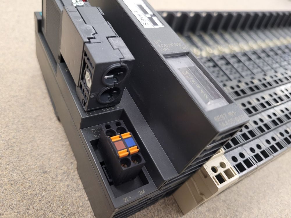 Siemens SPS / Simatic S7 6ES7 151-1AA05-0AB0 (Gebraucht) in Vitznau für ...