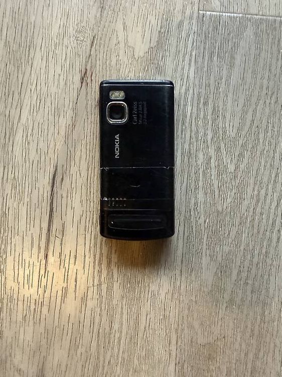 Nokia ancien en acier inoxydable avec l'objectif Carl zeiss (D'occasion ...