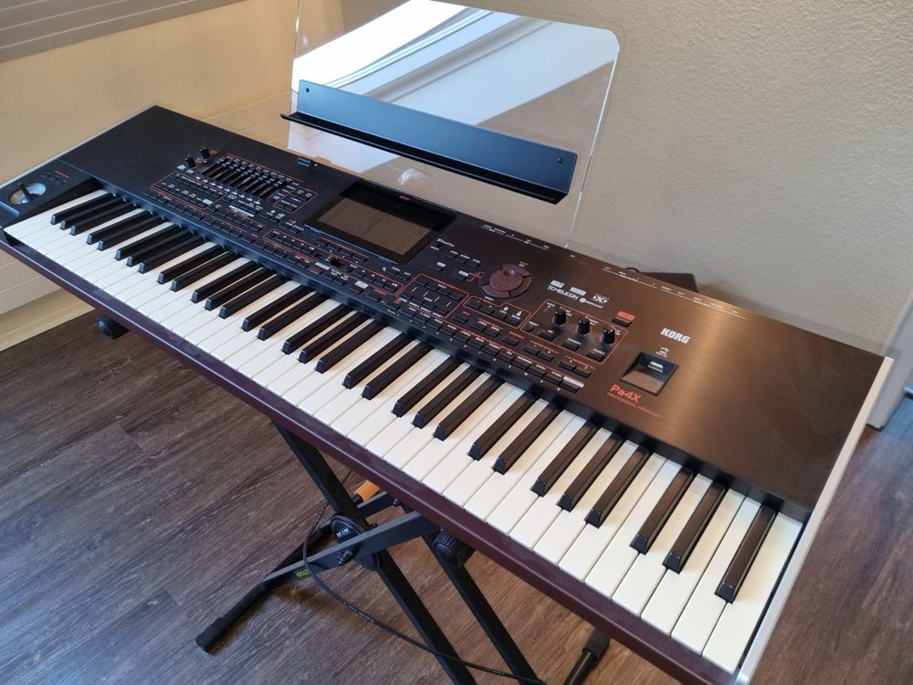 K Board Korg Pa4X (Neu (gemäss Beschreibung)) in Kesswil für CHF 2200 ...